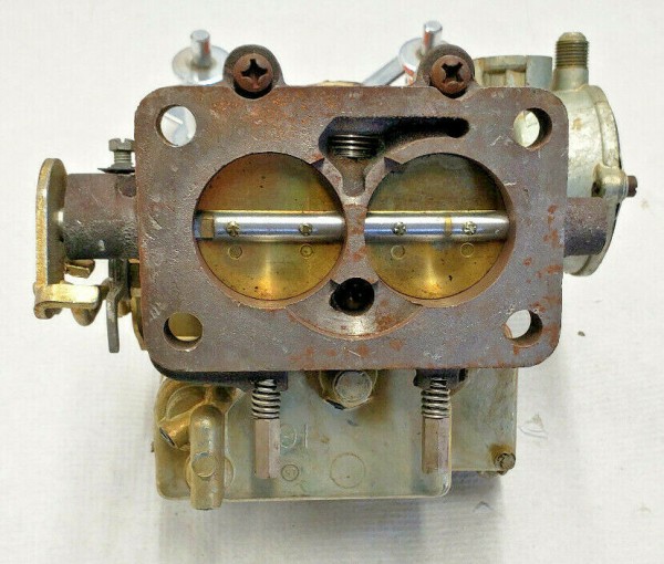 Pontiac Tripower Center Carburetor - Hot Rod Carburetors - Custom Tri ...
